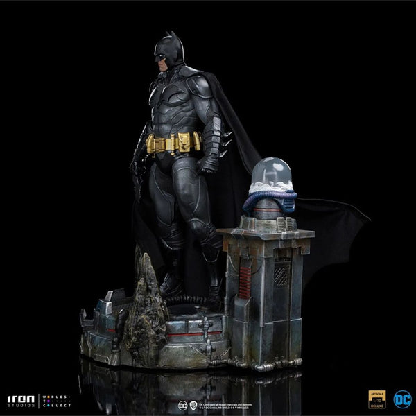 Batman Unleashed Deluxe - DC Comics - Art Scale 1/10 - Retroversetoys